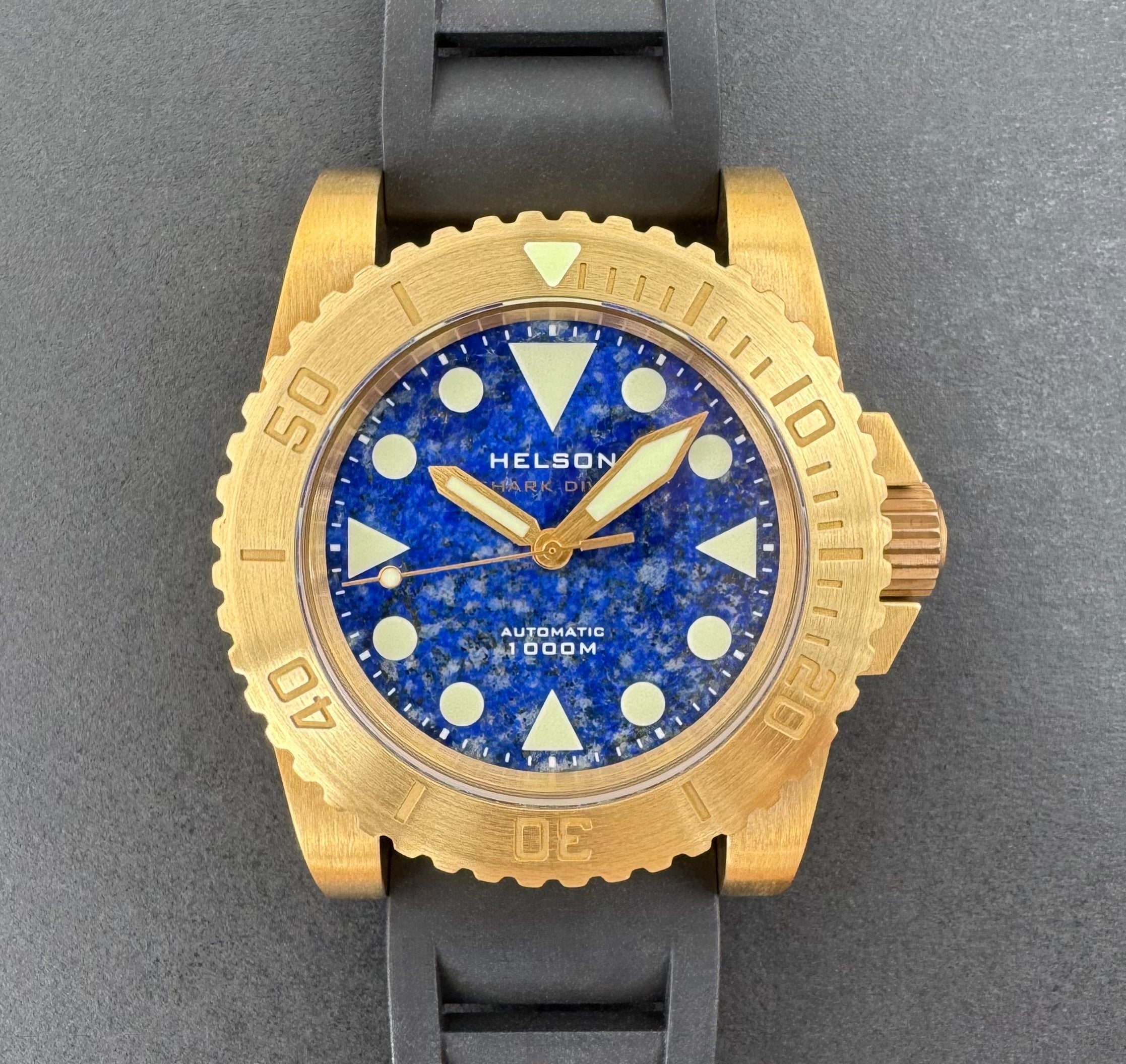 Shark Diver 45 Brass Lapis – AQUARA WATCH